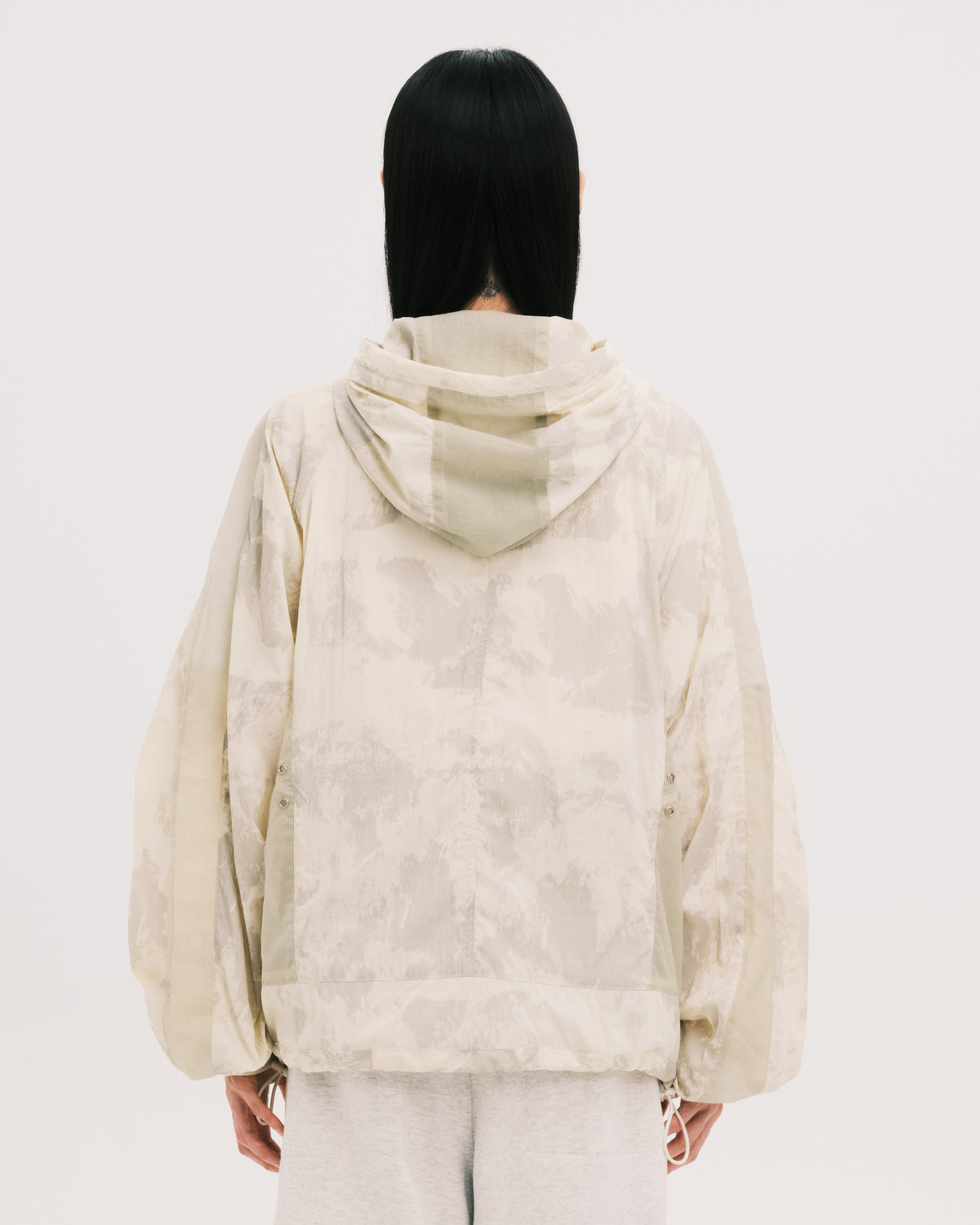 Curvy nylon jacket – PLATEAU STUDIO