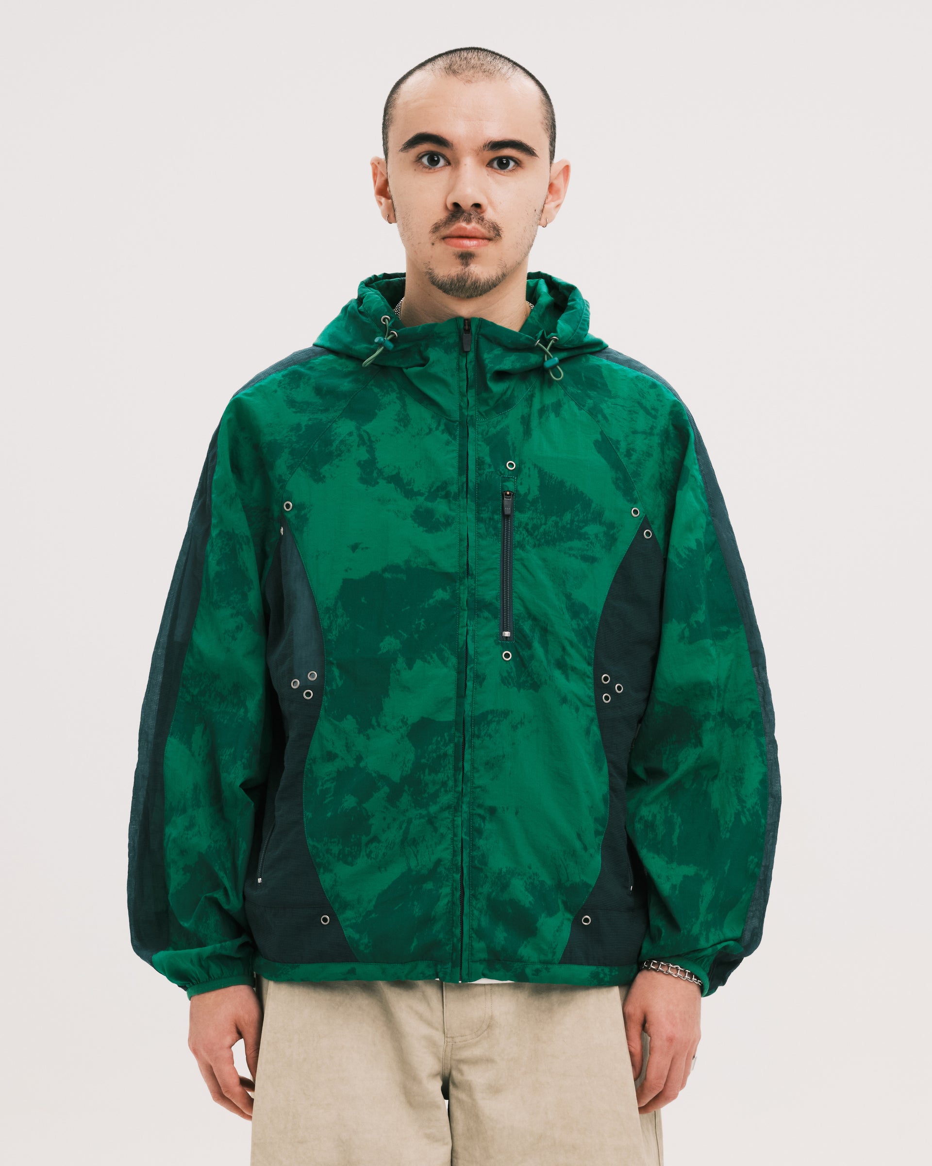 Curvy nylon jacket – PLATEAU STUDIO